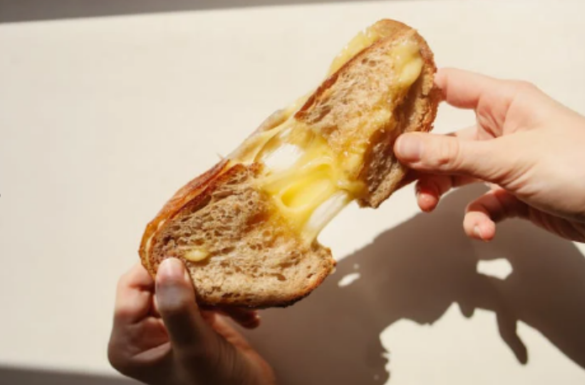 How to Get the Perfect Cheese Pull on Your Grilled Cheese